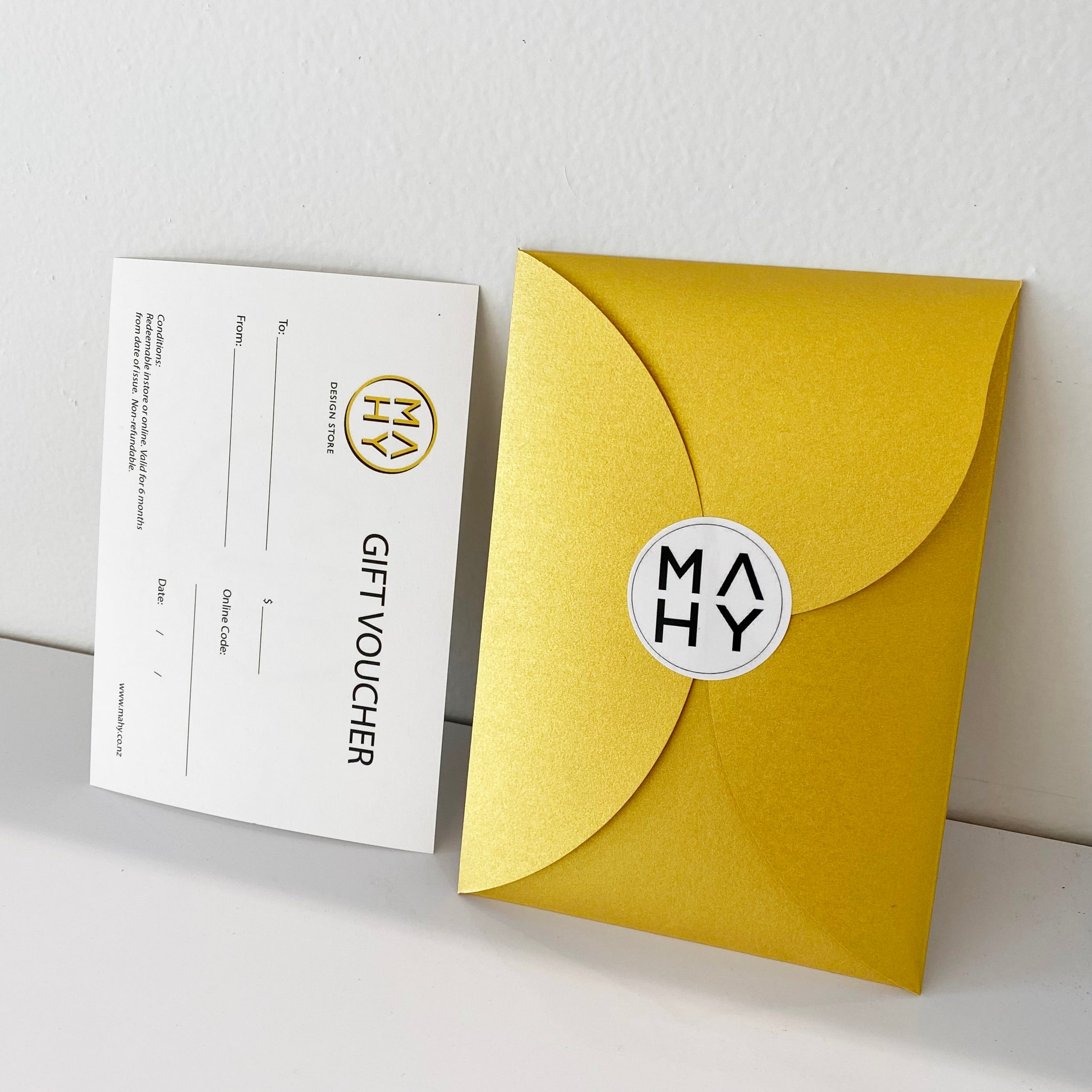 ESSENTIAL Collection – Mahy